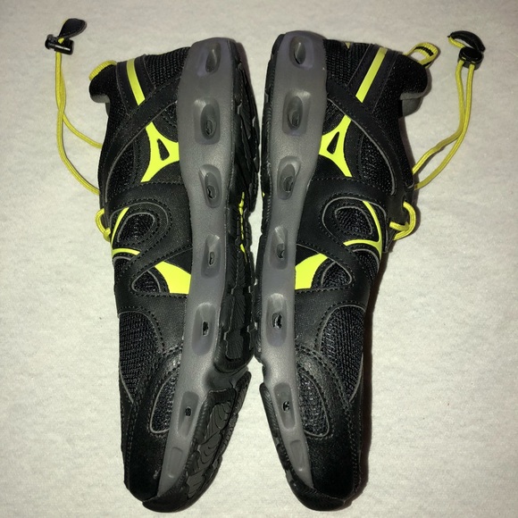 Speedo | Shoes | Speedo Sneakers Size 8 | Poshmark